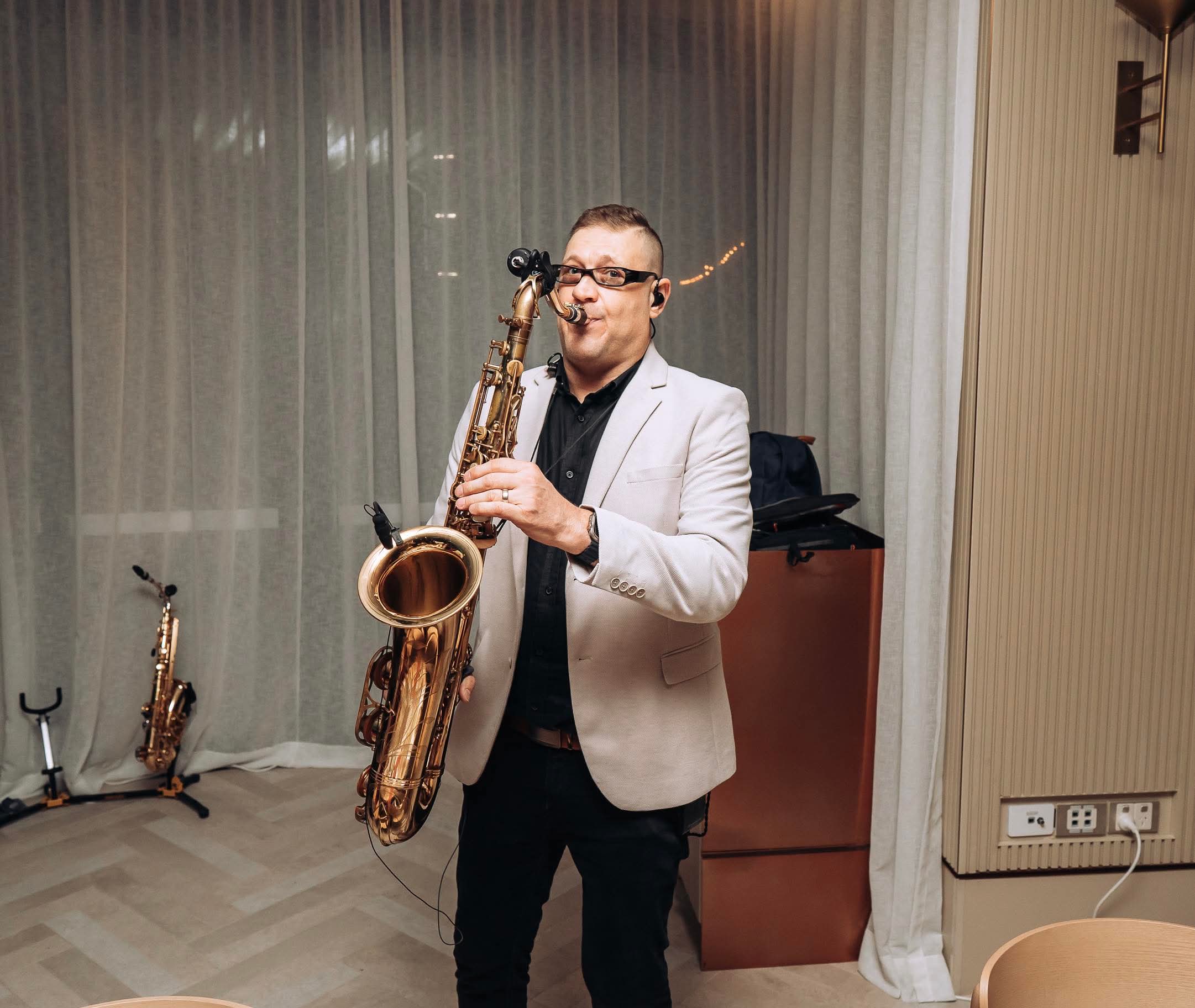 Gary Mulholland - Saxophone - The Music Box Collective